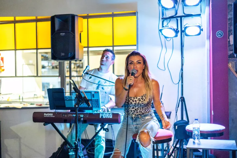 Στιγμές διασκέδασης και χαλάρωσης στο Scenario! | xronos.gr